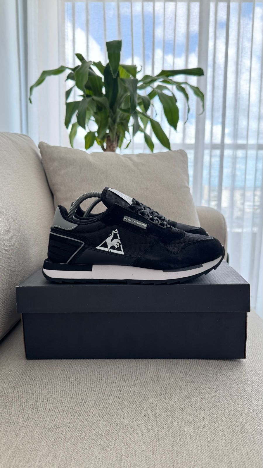 LECOP SPORTIF NEGRO BLANCO – COSTA SNEAKERS